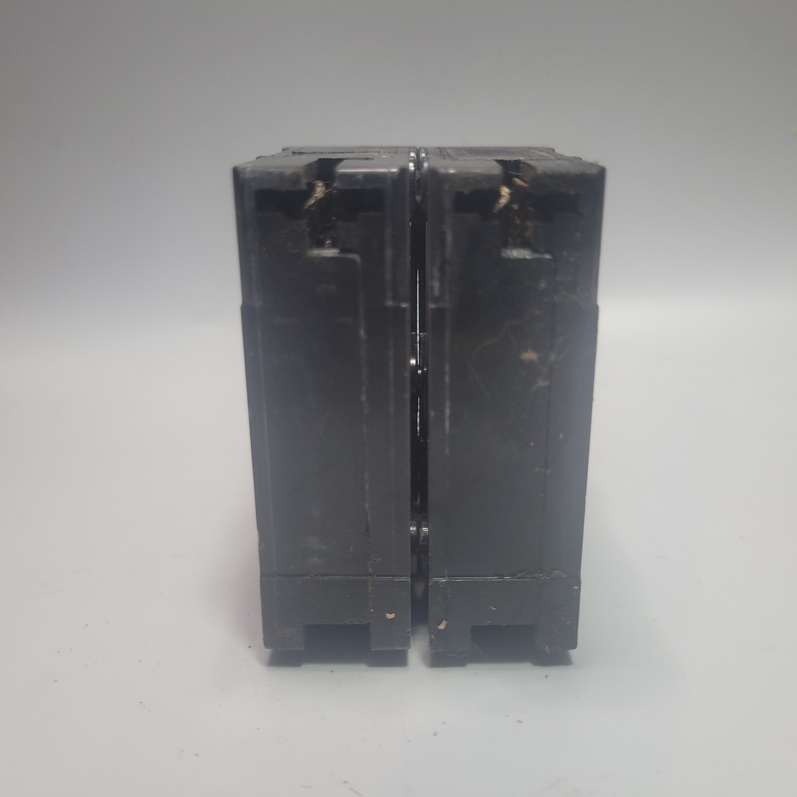 Eaton Cutler Hammer BR220 20 Amp 2 Pole 120 240V AC C220 - Black (BR220 ...