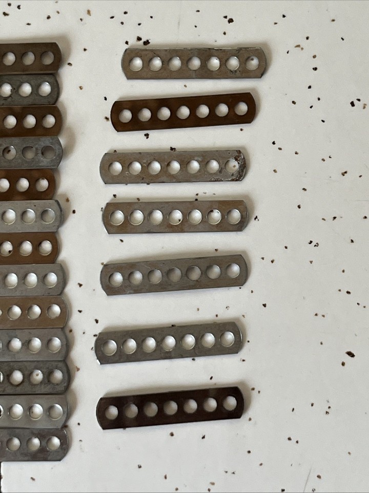 (40) GILBERT ERECTOR SET PARTS H, G & I, - 7, 11 & 21 HOLE FLAT STRIPS ...