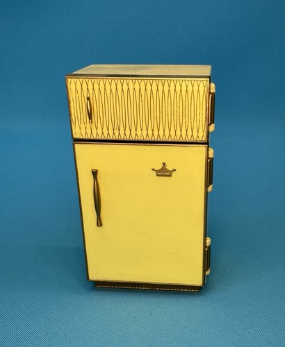 Vintage Ideal Petite Princess Dollhouse Furniture Kitchen Refrigerator ...