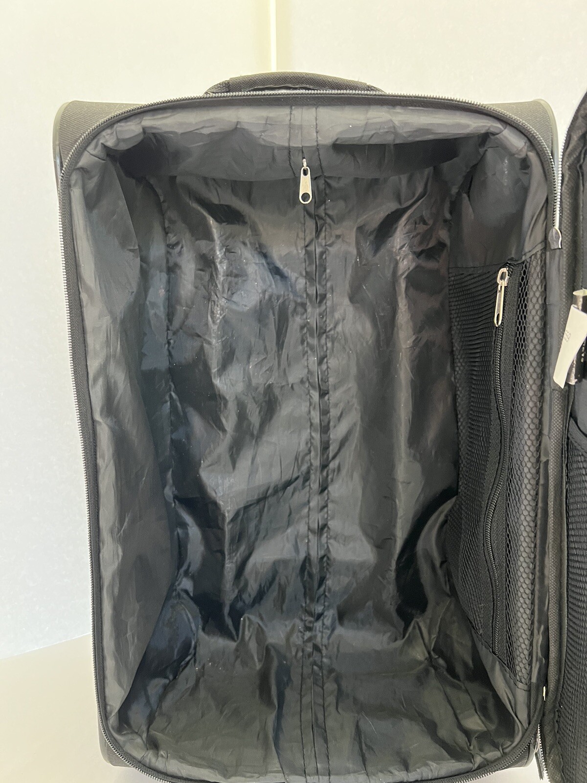 Star Wars-Millennium Falcon-Rolling Suitcase, multiple storage | eBay