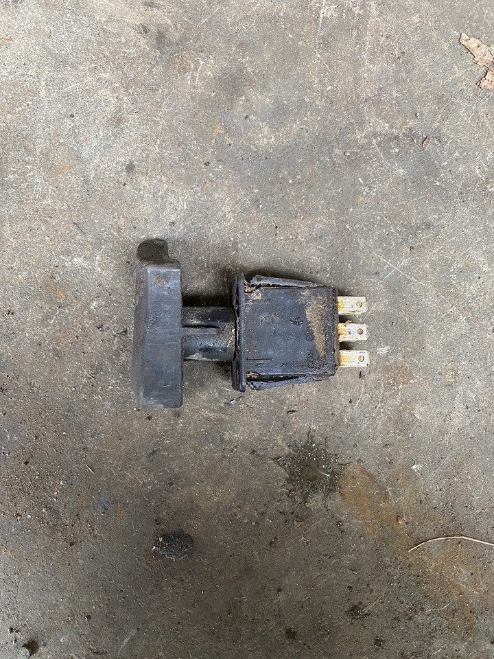 Clutch PTO Switch Fits John Deere X300 X340 X360 X500 X520 X530 X534 ...