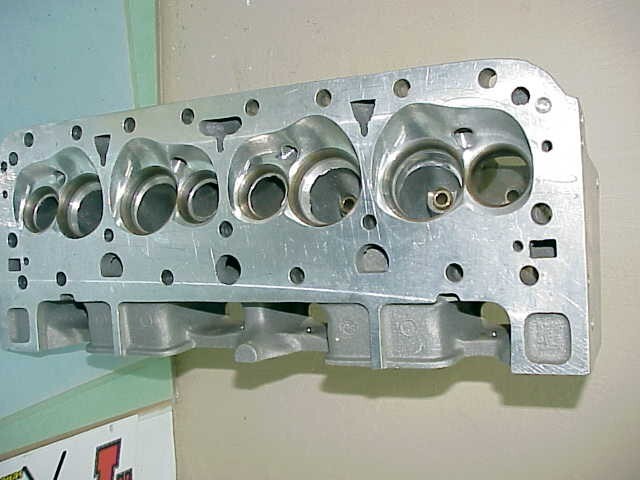1 NEW Brodix 18° SB Chevy Aluminum Cylinder Head 18CSTAZ840 | eBay
