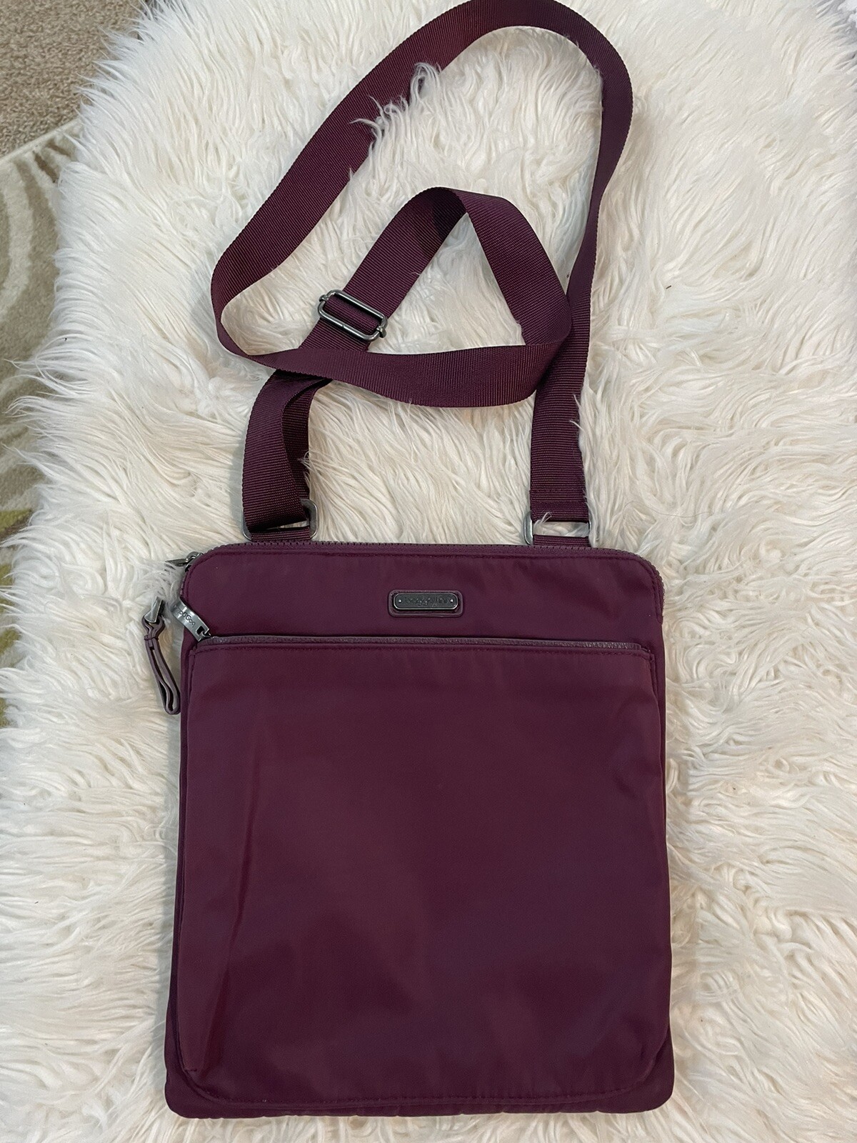 baggallini crossbody messenger bag Travel Flap Zip Nylon Organizer ...