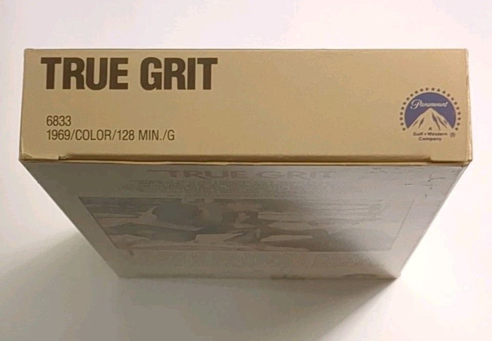 True Grit (VHS, 1989, Paramount) John Wayne/ Glen Campbell / Kim Darby ...