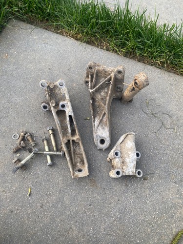 1984 318i m10 e30 ~ MOTOR MOUNTS BRACKET OEM | eBay
