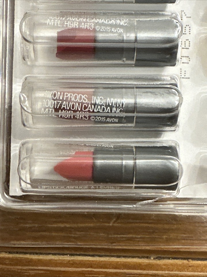 Avon True Color Mini Lipstick Sample Variety Pack 10 Assorted Colors 6g ...