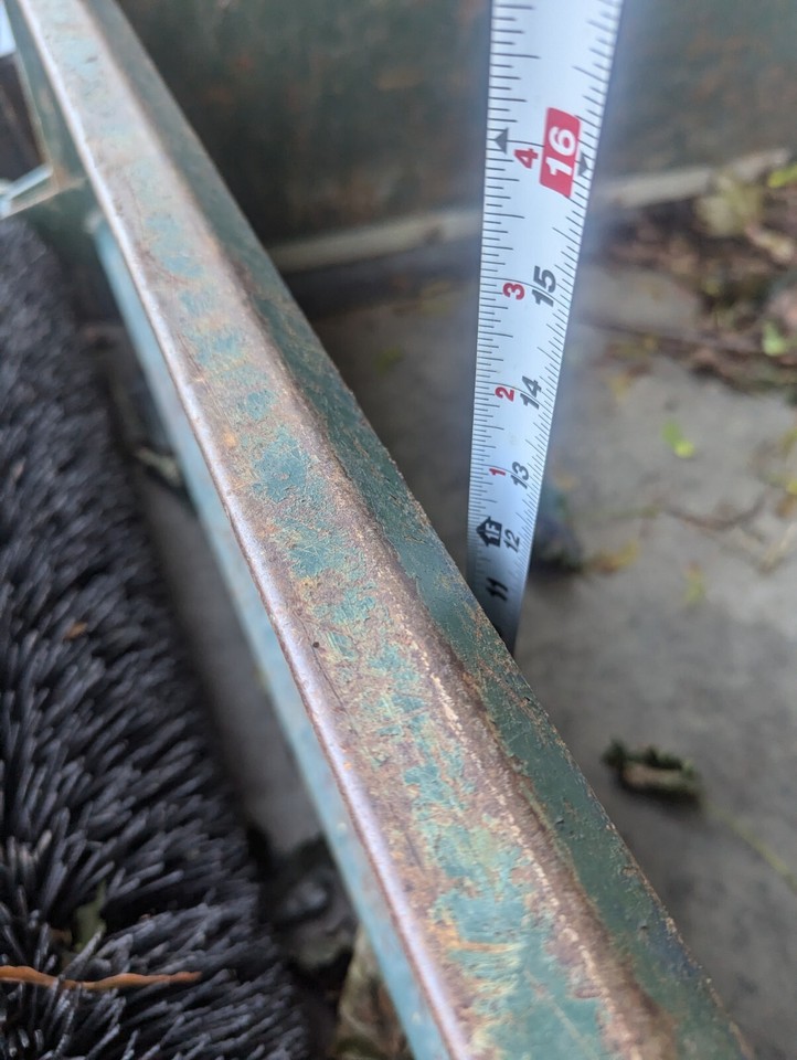 CUSHMAN TRUCKSTER TOP DRESSER OVER SEEDER TOPDRESSER SPREADER PTO ...