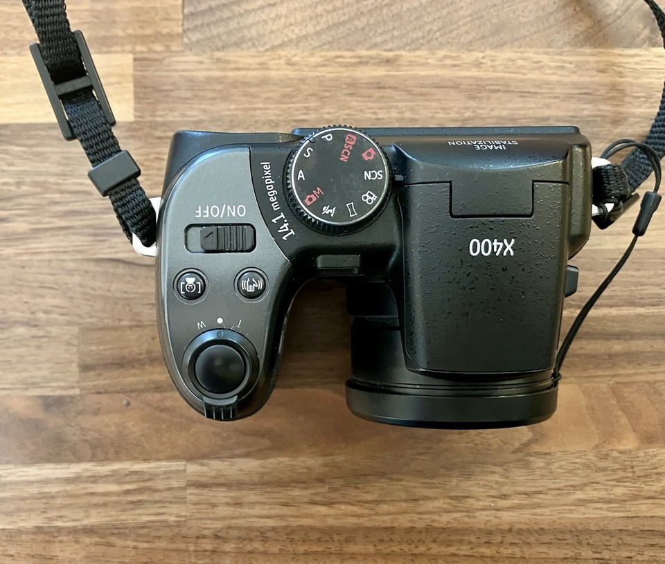 General Electric X400 Black 14.1 Megapixel Digital SLR Camera With ...