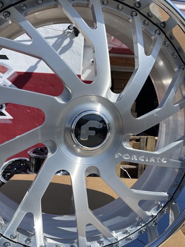 28x10 FORGIATO SINCRO XL FLOATING CAP 6x5.5 CADDY ESCALADE TAHOE CHEVY ...