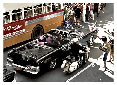 PRESIDENT JOHN F. KENNEDY MOTORCADE AT DEALY PLAZA ASSASINATION 1963 ...