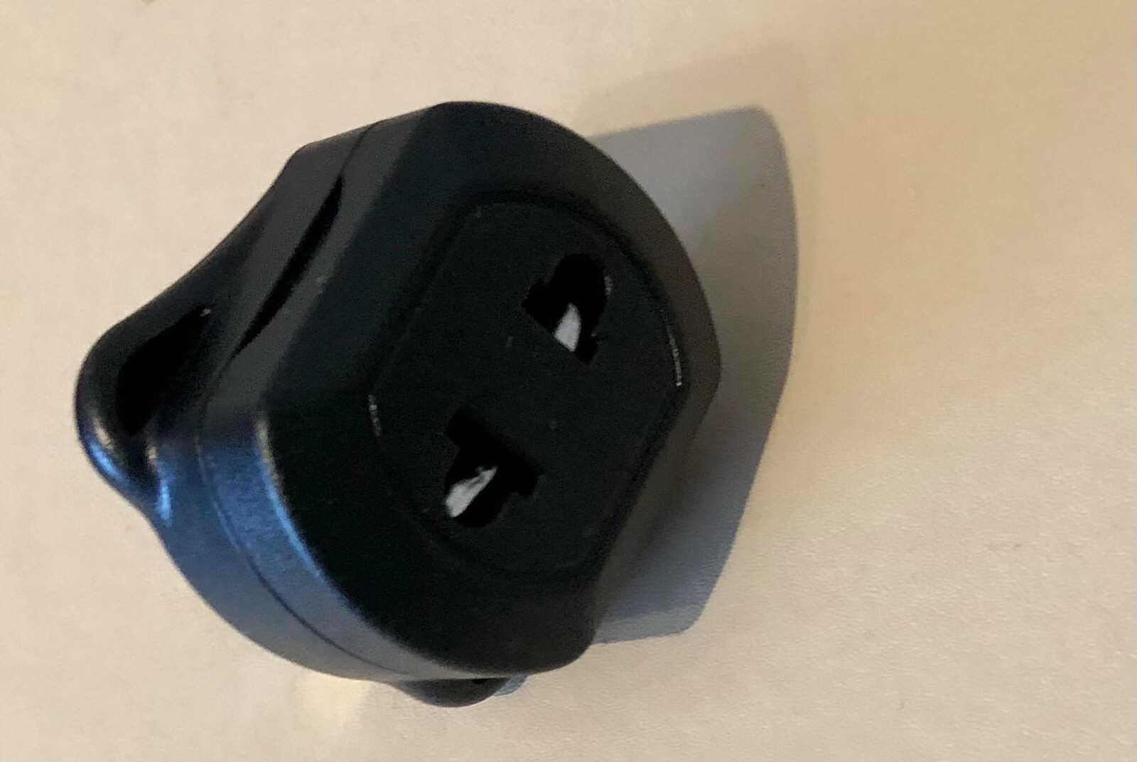 Shaver Plug Adaptor Shaving Toothbrush Adapter Epilators Bathroom 2 Pin ...