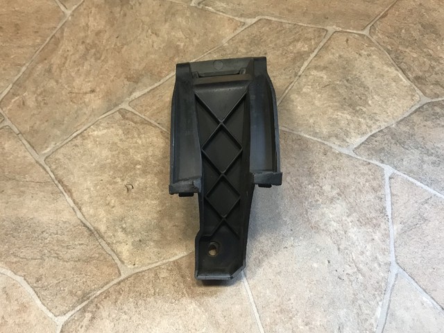 MERCEDES-BENZ C W204 REAR BUMPER LEFT SIDE BRACKET AMG A2048854414 OEM ...