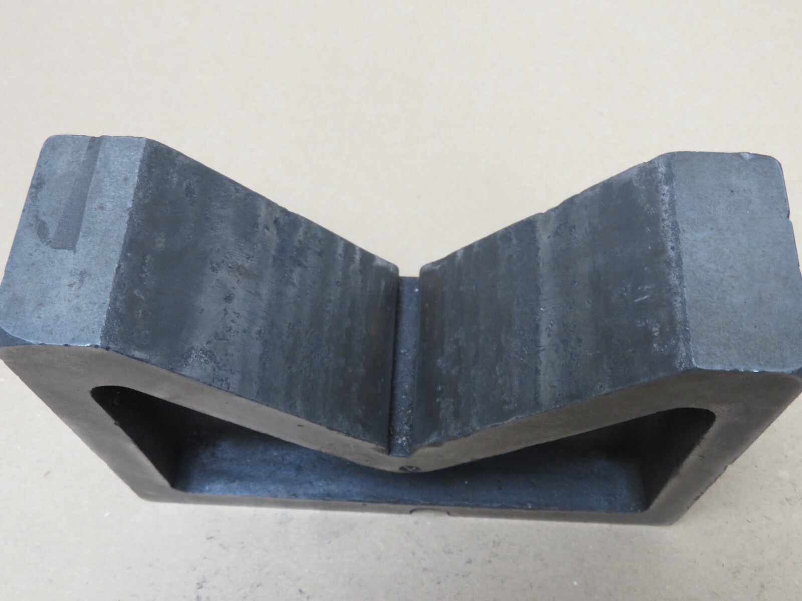 Individual Vee Blocks Engineering V Block Slotter, Milling, Single ...