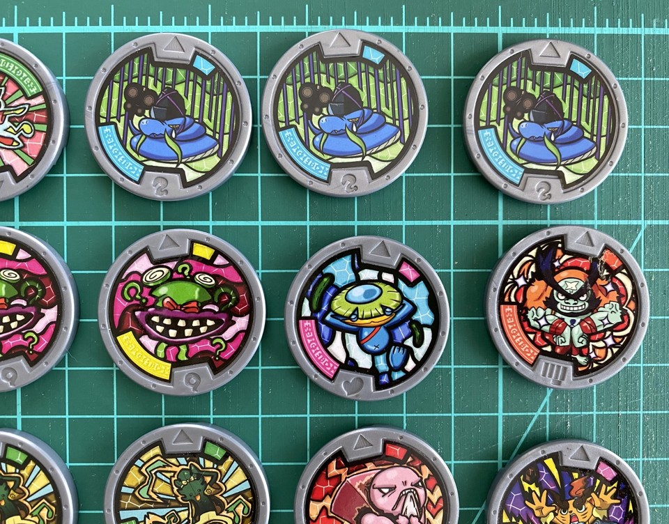 29 YoKai Watch Medals Gray Silver Hasbro Yo-Kai 2 Holos Lot Series 1 | eBay
