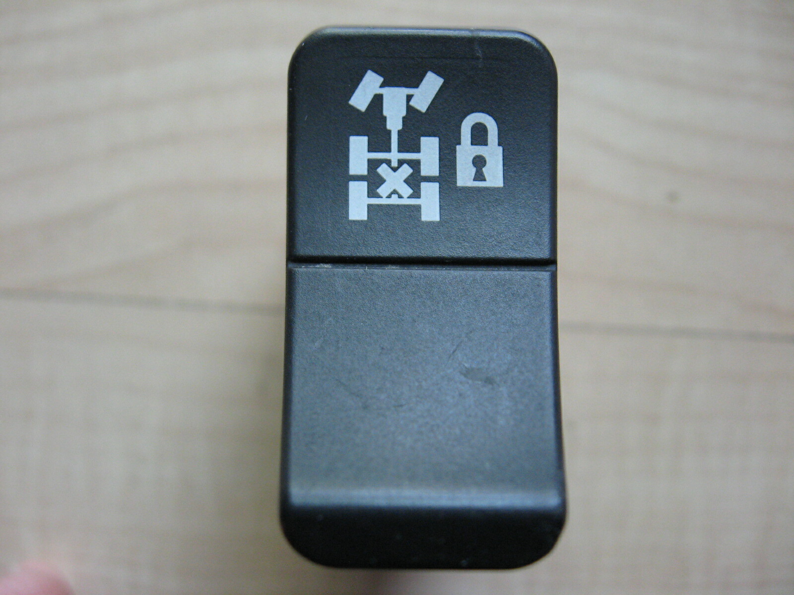 2014 KENWORTH T680 DIFFERENTIAL LOCK SWITCH P27-1131-057 for sale ...