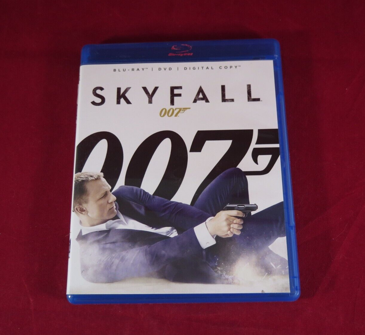 James Bond 007 SKYFALL Bluray Disc BD & DVD 2012 Daniel Craig - No ...