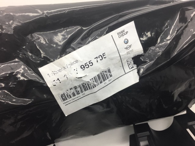Genuine BMW 5 Series SE G30 G31 Front Bumper PDC Repair Kit ...