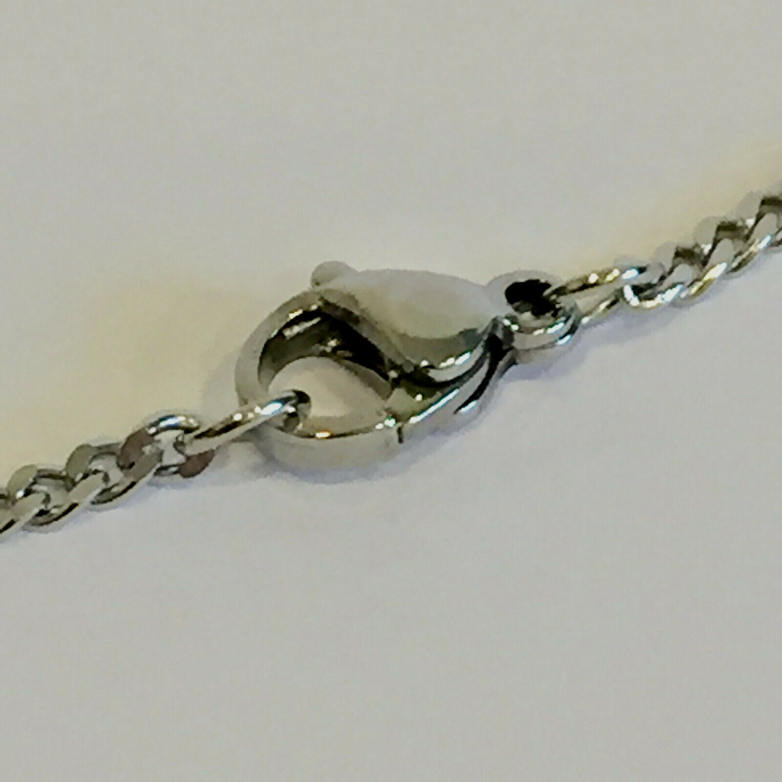 45 RPM RECORD ADAPTER PENDANT w 19" STAINLESS STEEL CURB CHAIN NECKLACE ...