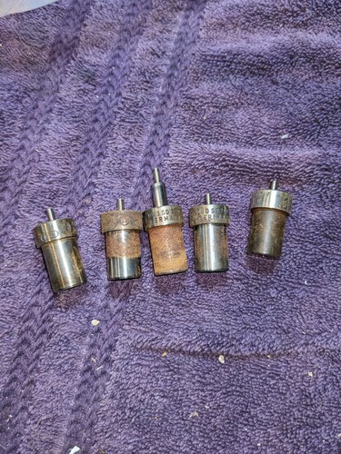 Set Of 5 Mercedes 300TD Injector Nozzles And Pins | eBay