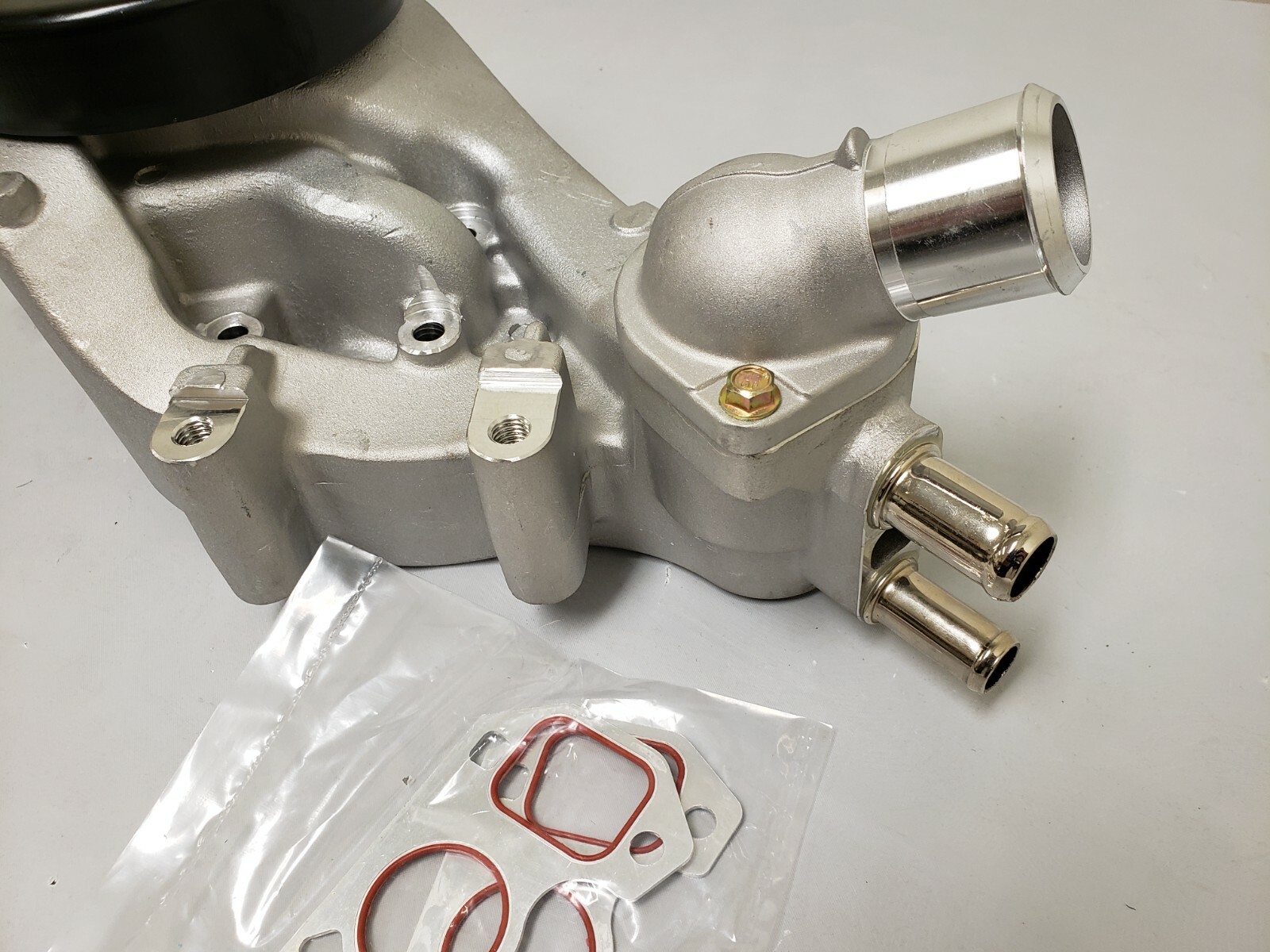 GM LS Plain Aluminum Mechanical Water Pump w/ Upward Facing Inlet LS1 ...