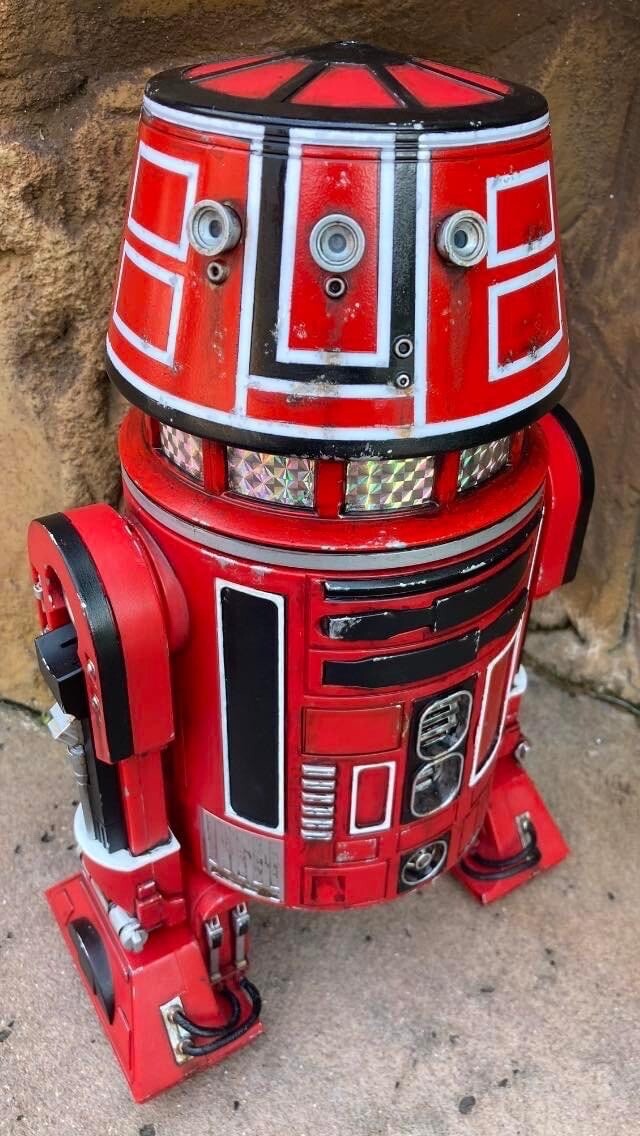 Star Wars Galaxy's Edge Droid Depot Custom Painted and weathered | eBay