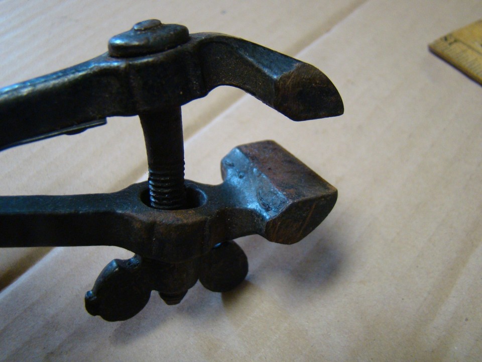 ANTIQUE HANDHELD JEWELERS VISE | eBay