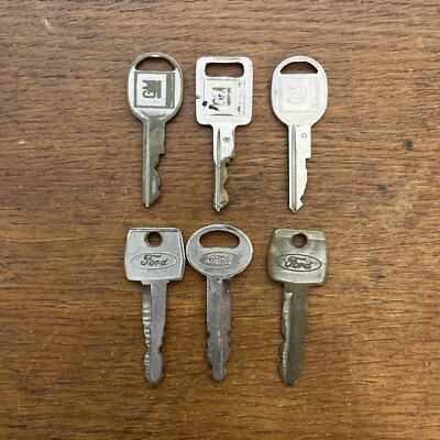 Vintage Set of Automotive Keys Lot of 6 GM General Motors & FORD | eBay