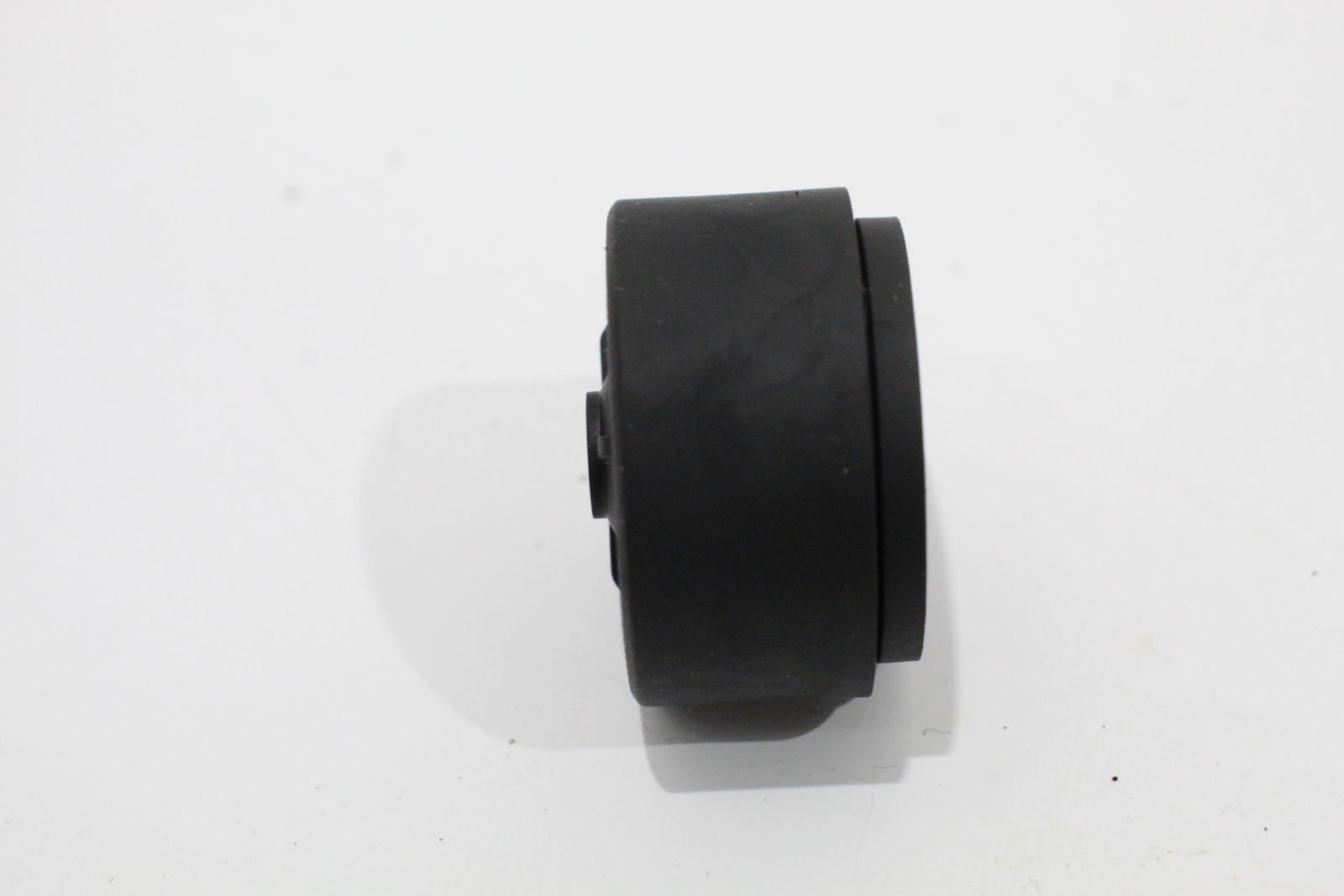 VW Tiguan 5N 5N FL Diesel Engine Cover Mounting Rubber Grommet New ...