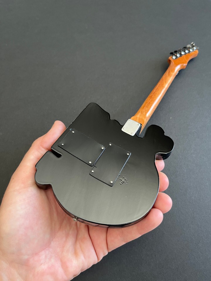 CC Deville Skull Guitar BC Rich Mini Guitar Model Replica | eBay