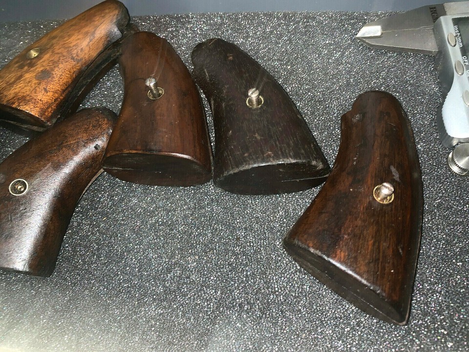 WW2 US S&W Victory .38 Walnut Smooth Grips Set & screw M&P Model 10 1 ...
