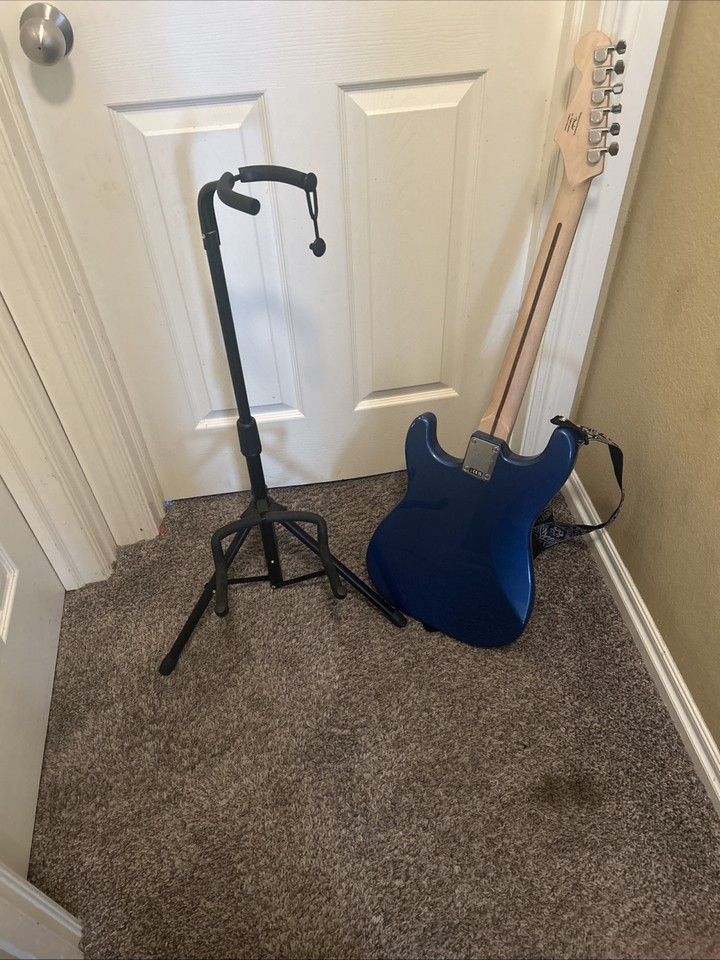 Squire Electric Guitar With Guitar Case And Stand | eBay