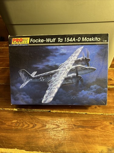 Revell Monogram Pro Modeler 1/48 Plane Kit Focke-Wulf Ta 154A-0 Moskito ...