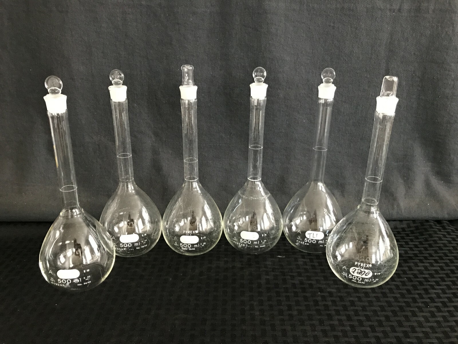 (6) Corning Pyrex Glass Class A 500mL TC Volumetric Flask #19 Stopper ...