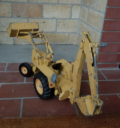 Vintage ERTL Giant Ford 755 Tractor Loader Backhoe Metal Toy Collector ...