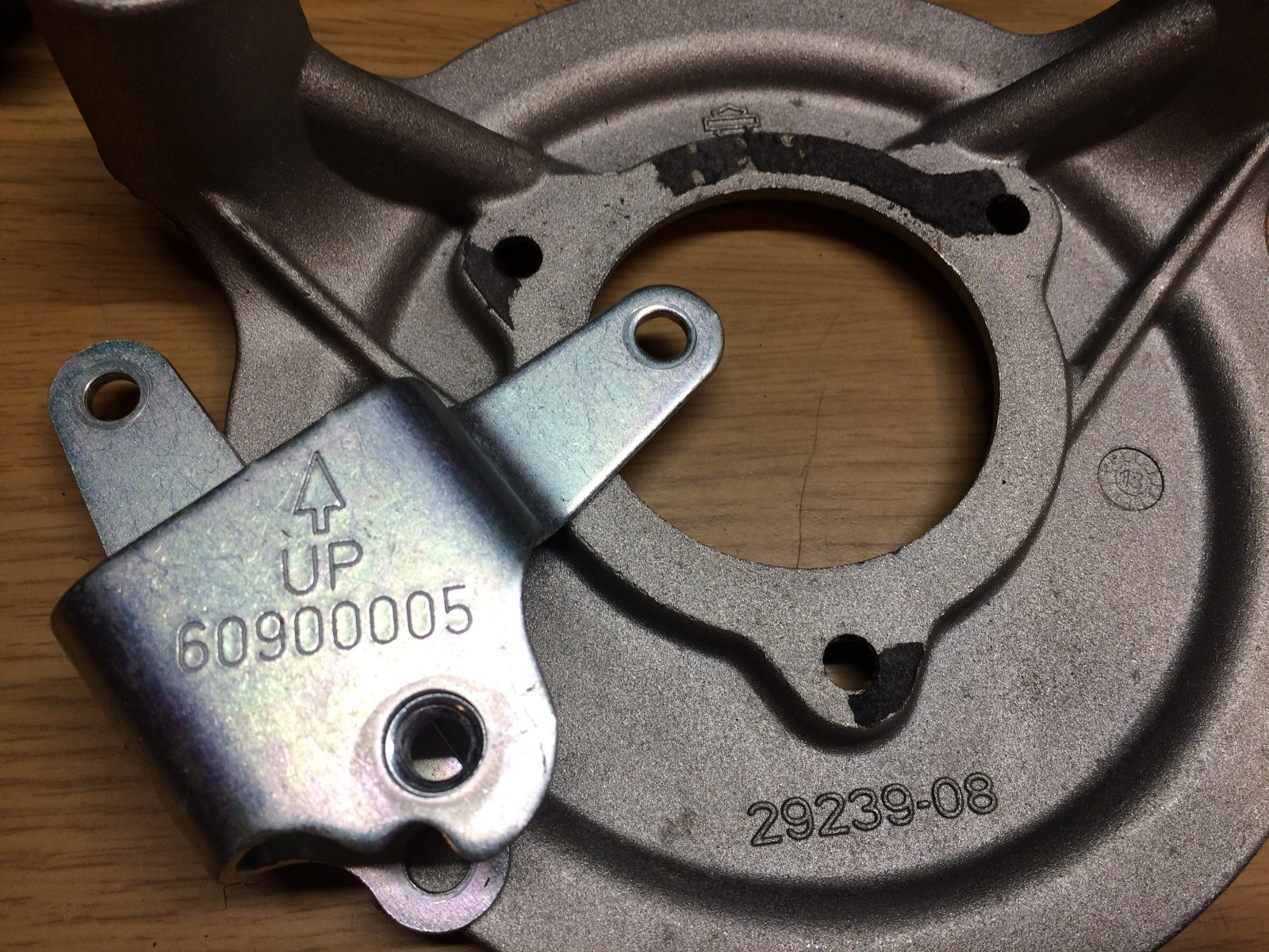 OEM Harley Davidson 103 air box assembly w/ 29400045 filter | eBay