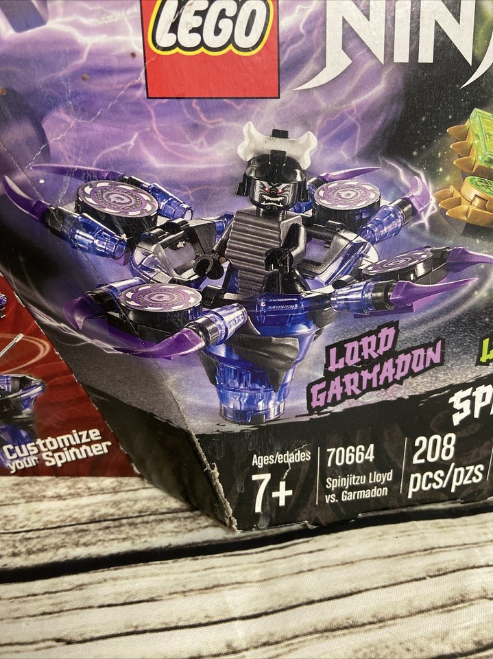 LEGO Ninjago Masters Spinjitzu Lloyd vs Lord Garmadon Battle Set 70664 ...