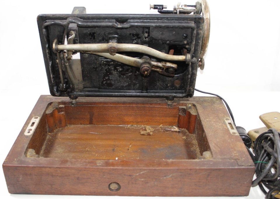 Vintage 1930's Whippet Model Sewing Machine By Westinghouse Working See ...