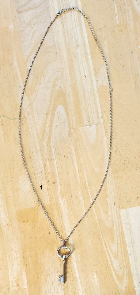 Mary Kay Key Pendant Necklace 16.5" | eBay