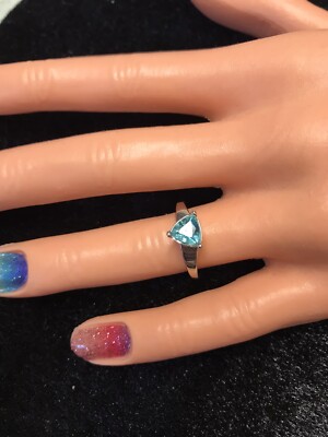 Avon Silver Tone 1 Ring with faux Blue crystal sz 7 Enclosed Setting ...