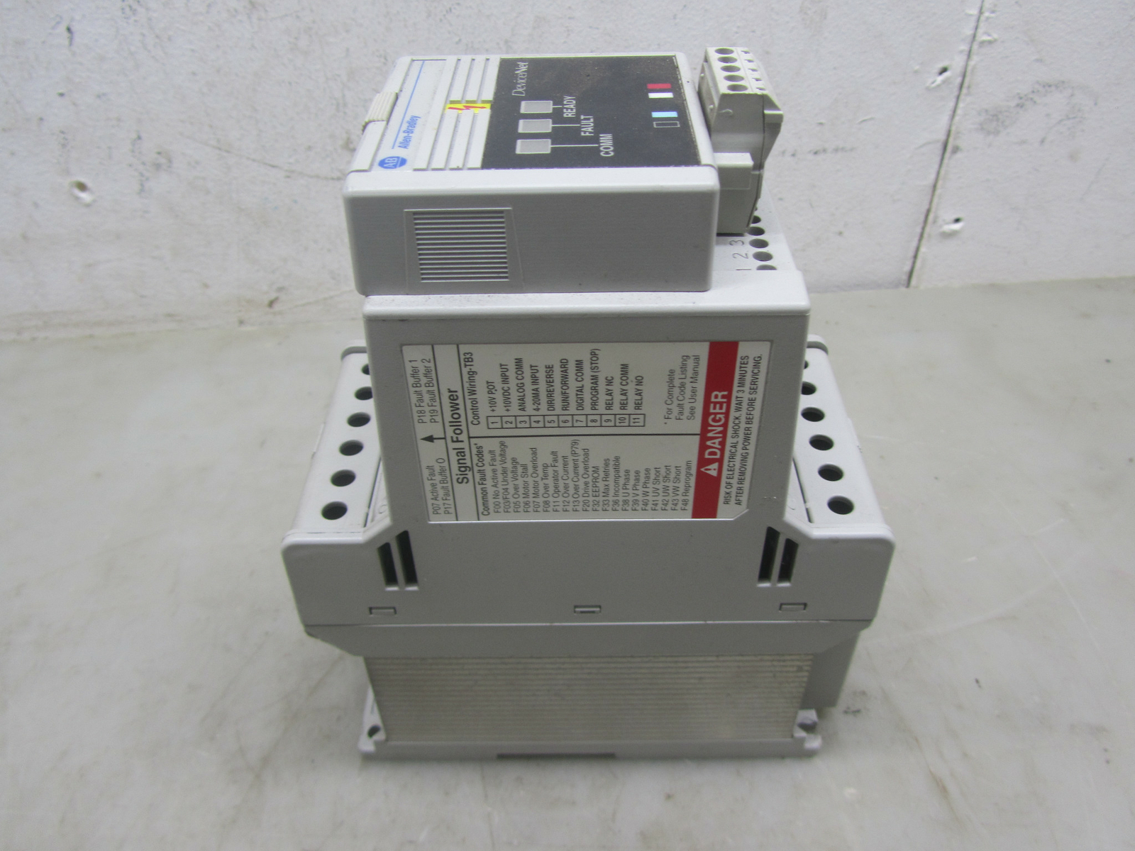 ALLEN BRADLEY 160-AA08NSF1P1 AC DRIVE SERIES C WITH 160-DN2 SERIES A ...