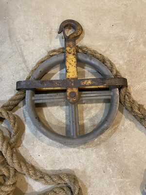 Vintage 12”Large Cast Iron Pully With Approximately 40’ Of Rope | eBay