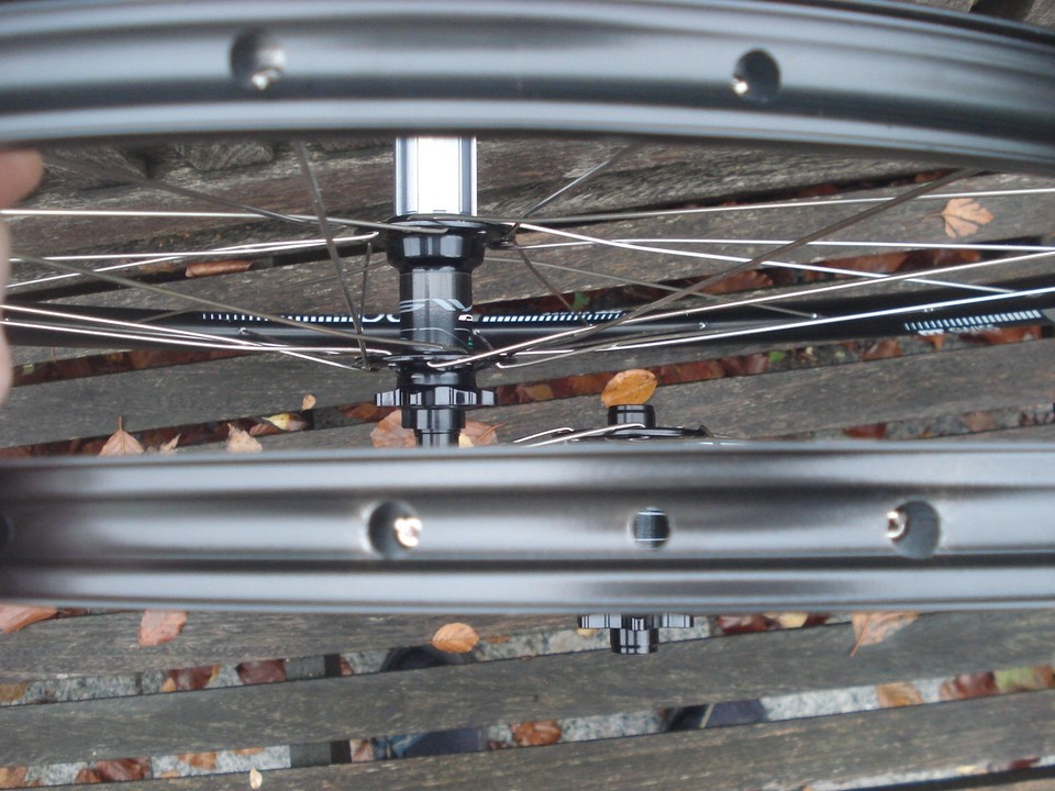 New Miche DX - DT Swiss R500 700c 24H Disc 12mm Road Gravel wheelset ...