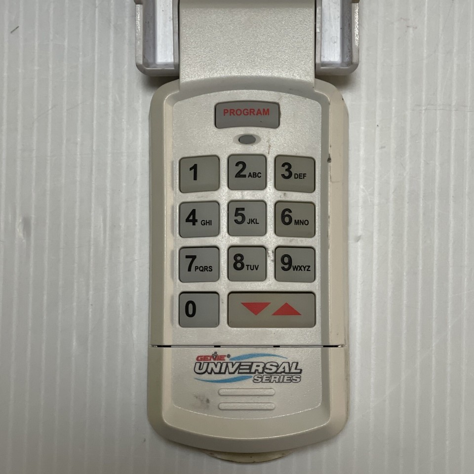 Genie GUK Wireless Keyless Entry Garage Door Opener Universal Keypad ...