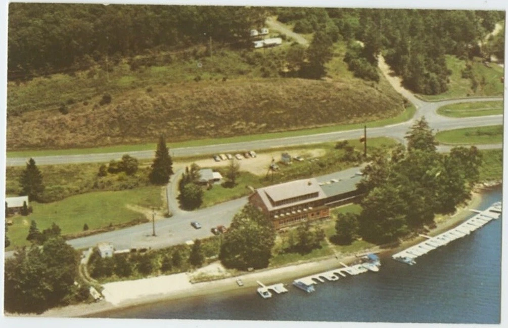 Lake Pointe Inn
