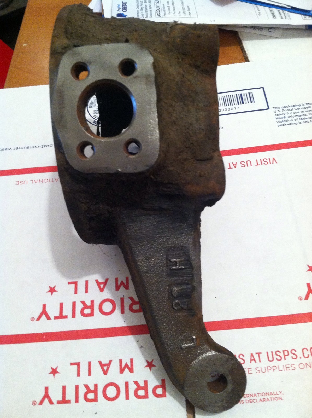 Suzuki samurai front axle steering knuckle suzuki samurai knuckle ...