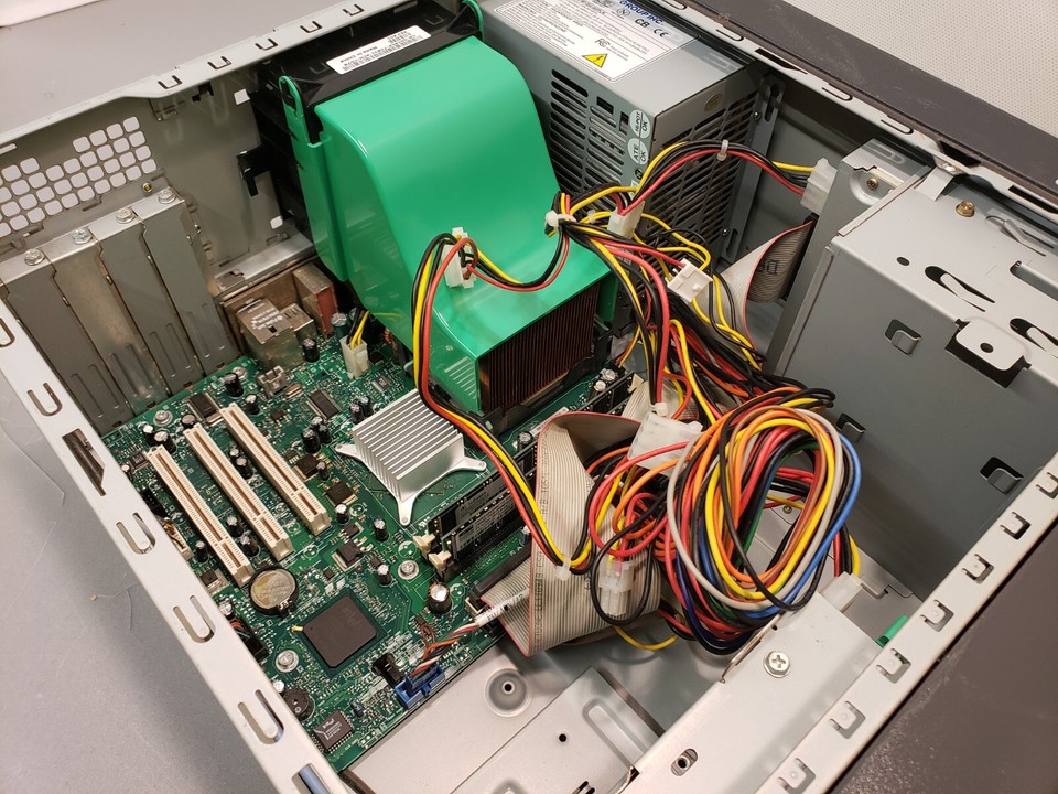 Vintage Retro Dell Dimension 3000 PC Tower P4 2.80GHz/80GB/512MB XP ...