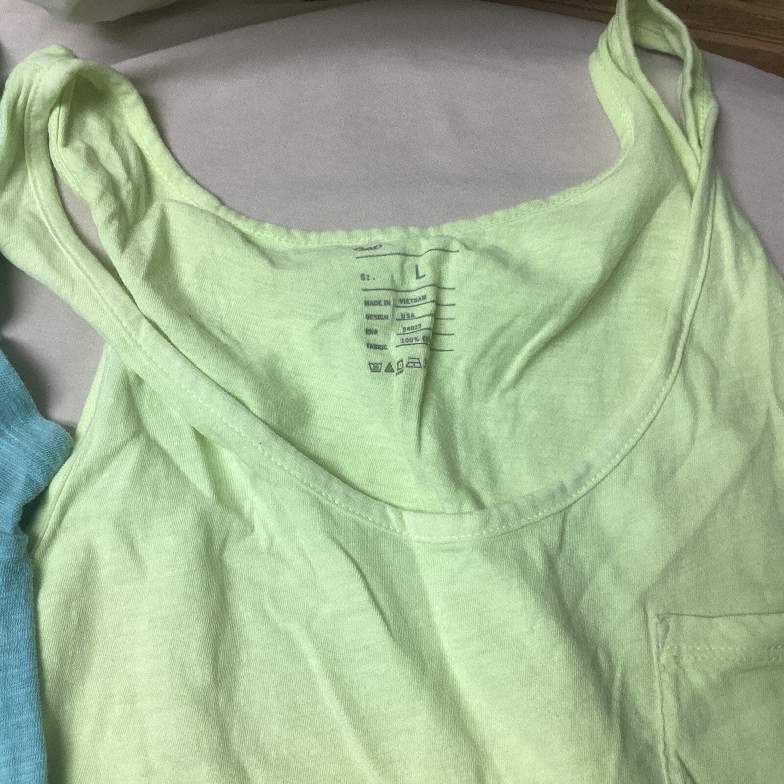 Women s Gap Light Weight Tops Short Sleeve Tank Size Large EBay women-s-gap-light-weight-tops-short-sleeve-tank-size-large-ebay