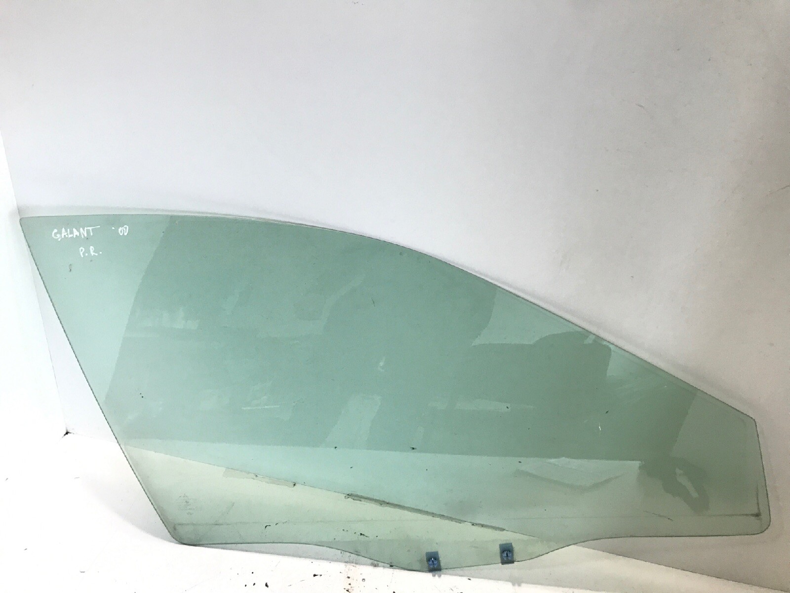 Mitsubishi galant glass window front right door 43r-00033 genuine 2001 ...