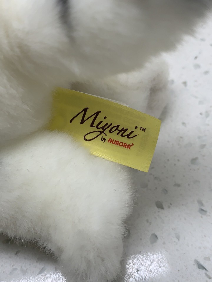 Myoni by Aurora White Tiger cub Blue Eyes Ivory White w/ Black Stripes ...