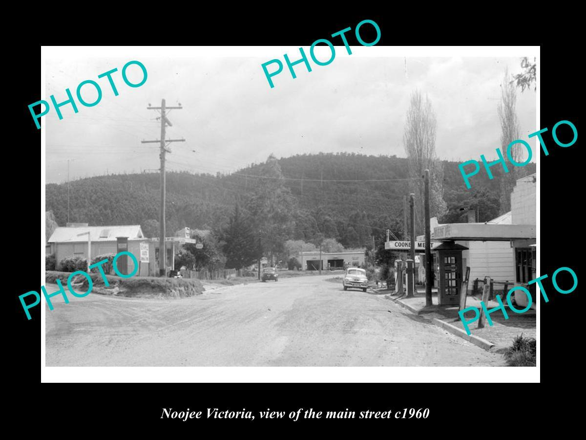 OLD POSTCARD SIZE PHOTO OF NOOJEE VICTORIA THE MAIN St & STORES c1960 ...
